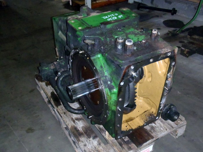 John Deere 8220 Rear Transmission - Tractors Secondhand Parts