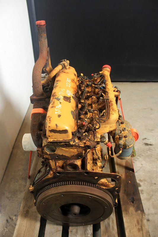 Ford 655 Engine - Construction equipment Secondhand Parts - Sales ...