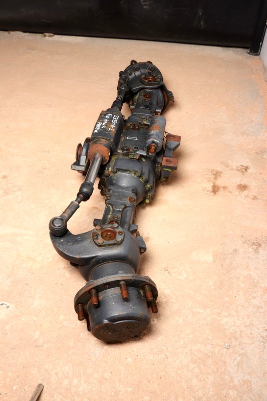 Framaxlar Fiat-Hitachi FH85W - Reservdelar till Entreprenadmaskiner