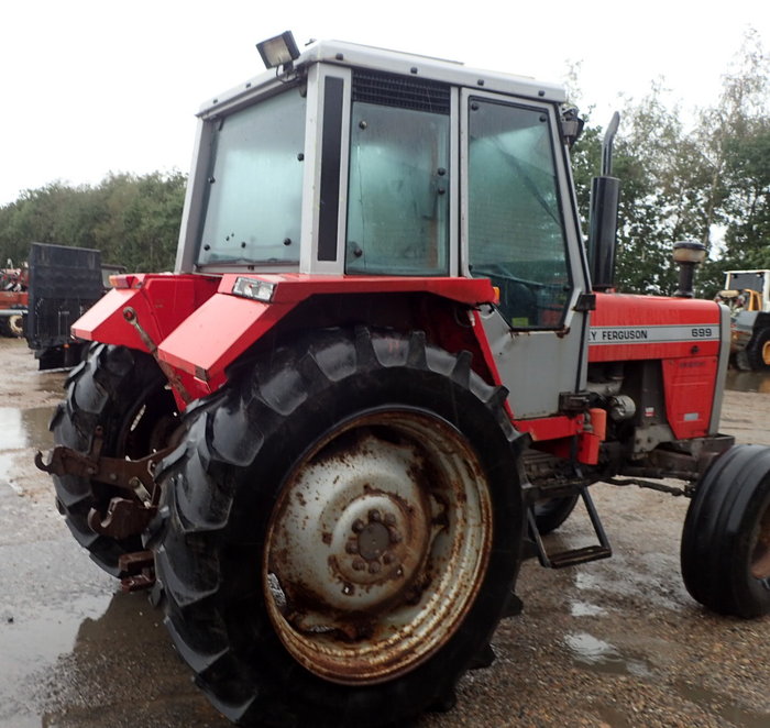 Massey Ferguson 699 tractor - Scrapped tractors