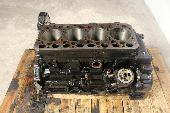 Case JX90 Engine Block - Tractors Secondhand Parts