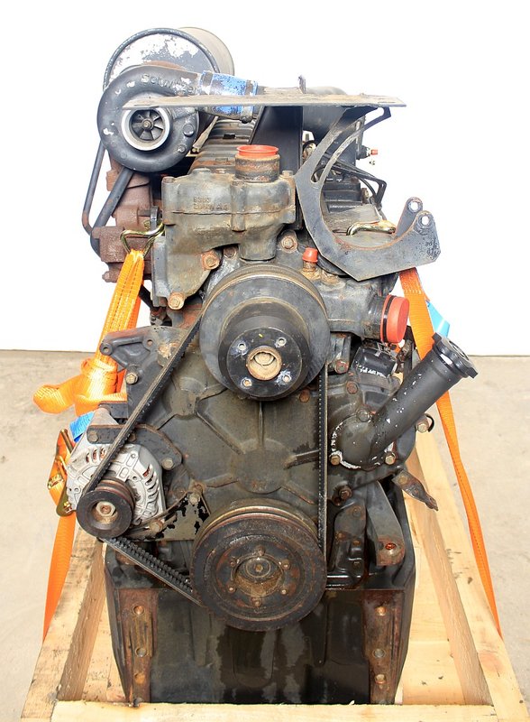 Motor Valmet 8150 - Sisu 620DSR - Traktor reservedele Brugte ...