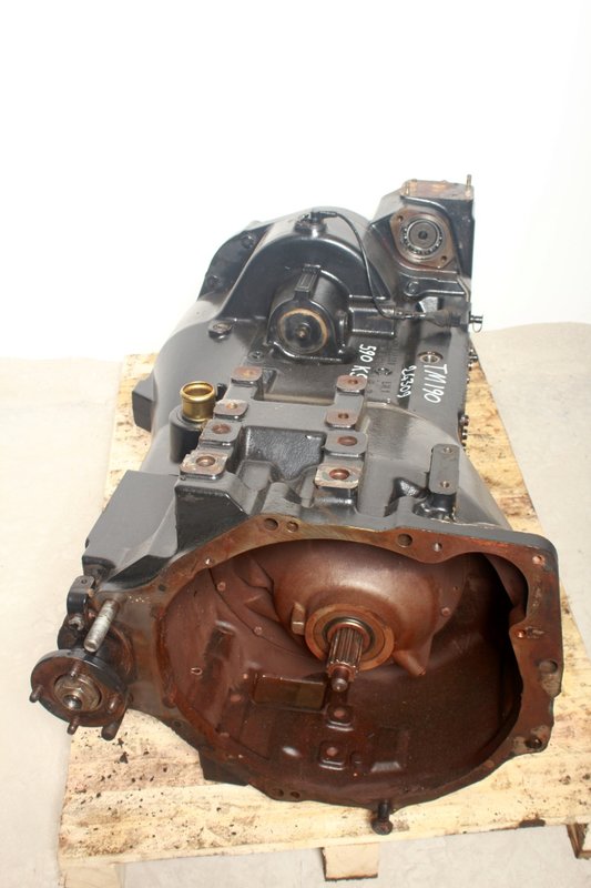 Getriebe New Holland TM190 - Gebrauchte Ersatzteile für Traktoren Gebrauchte Ersatzteile ...