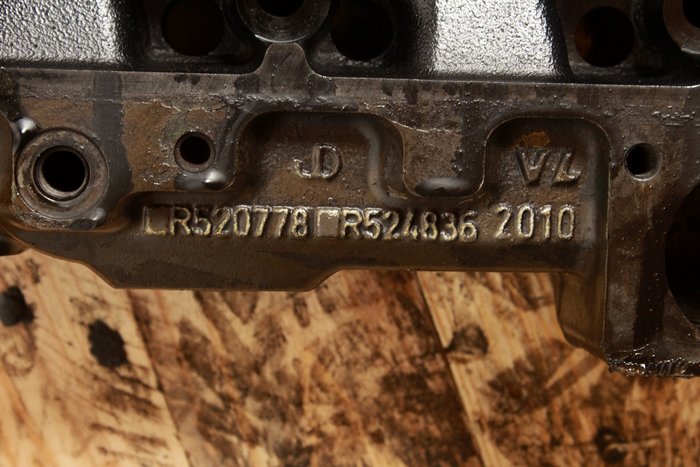 Claas Arion 420 Cylinder Head - Tractors Secondhand Parts