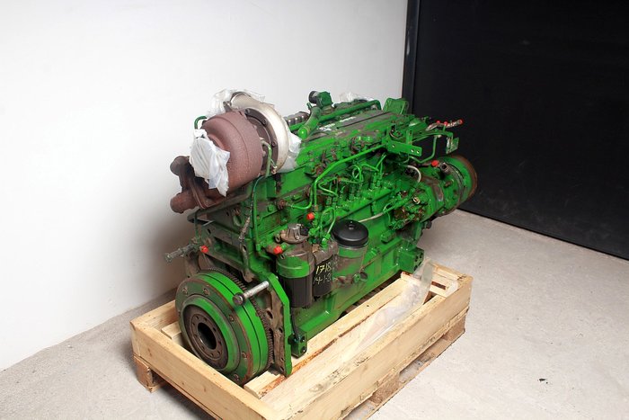 John Deere 8530 Engine - Tractors Secondhand Parts