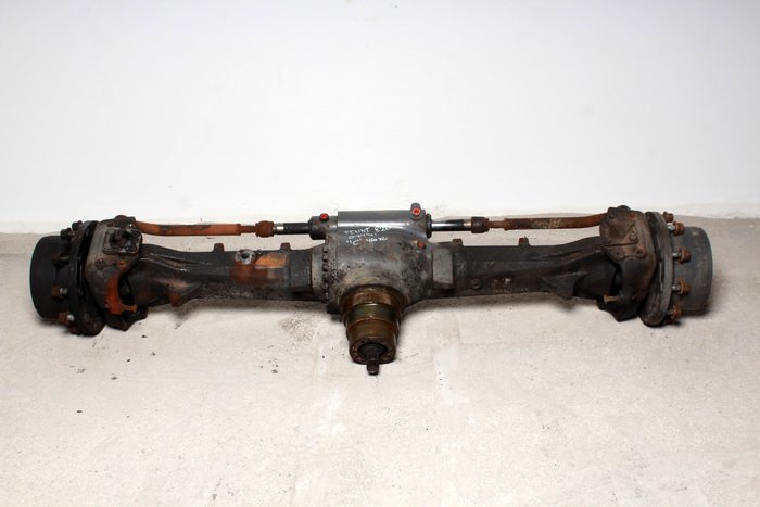 Fendt 820 Vario Front Axle - Tractors Secondhand Parts Secondhand Parts ...
