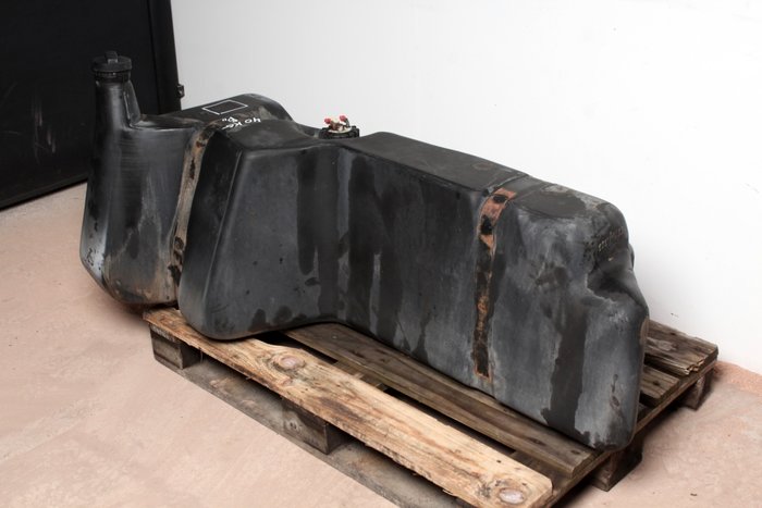 John Deere 6230 Fuel tank - Tractors Secondhand Parts