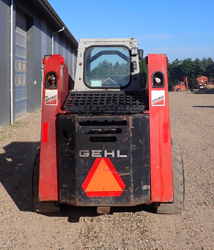 Gehl 5625 Wheel Loader - Scrapped construction machinery Scrapped ...