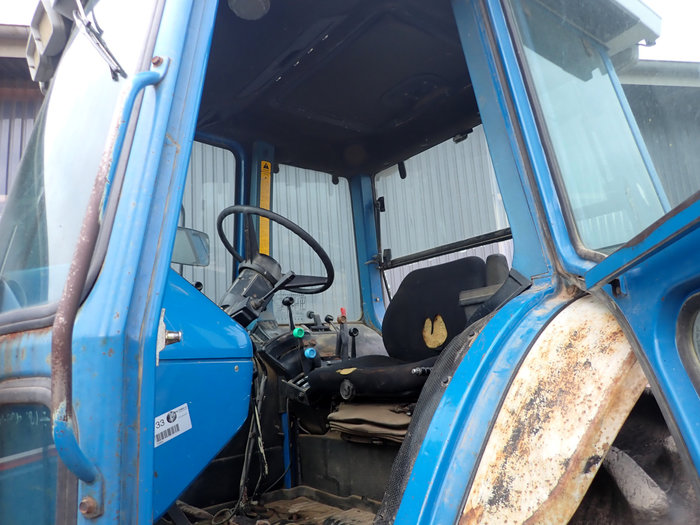 Ford TW15 tractor - Tractors