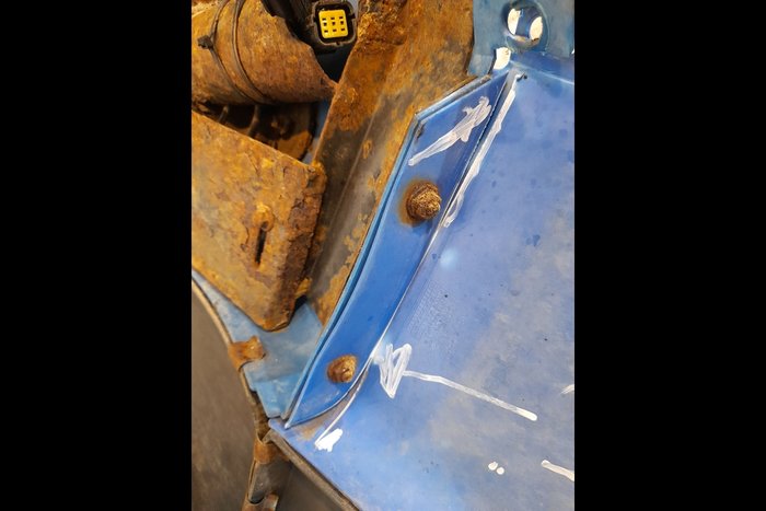 Kotflügel Hinten New Holland TM190 LINKS - Gebrauchte Ersatzteile für Trakoren