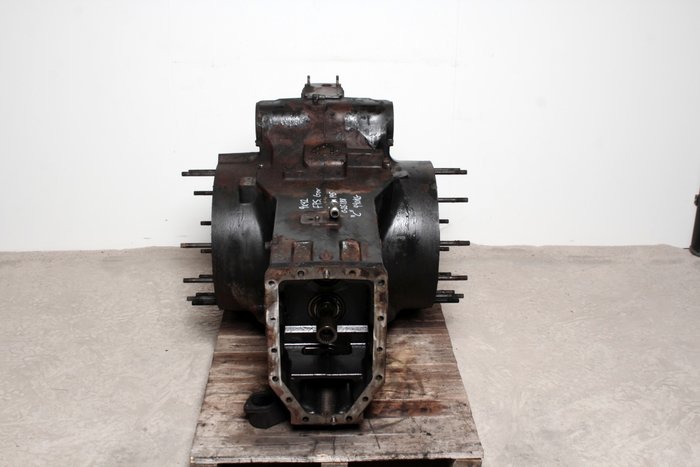 Case Puma 195 Rear Transmission - Tractors Secondhand Parts