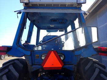 Ford 6700 tractor - Tractors