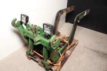 John Deere 8220 Frontlift - Tractors Secondhand Parts