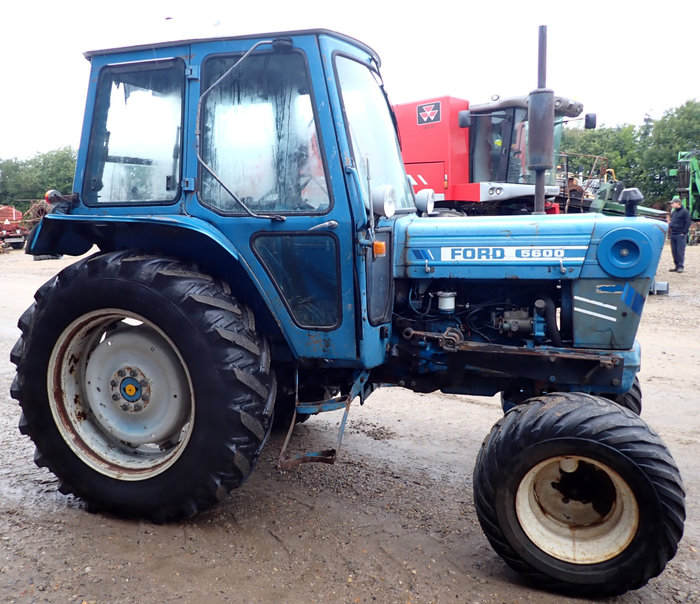 Ford 5600 tractor - Tractors Tractors and machines - Sales Ford ...