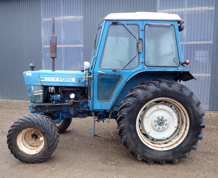 Ford 5600 tractor - Tractors Tractors and machines - Sales Ford ...