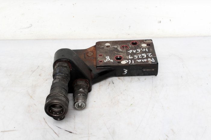 Power Beyond ventil Case Puma 160 - Traktor reservdelar begagnade