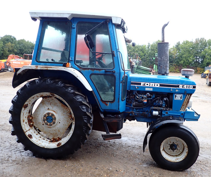 Ford 6410 tractor - Tractors Tractors and machines - Sales Ford