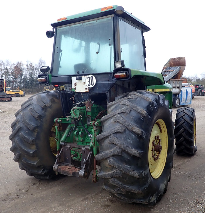 John Deere 4755 tractor - Scrapped tractors