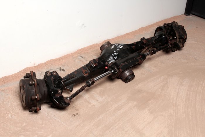 Case 4230 XL Front Axle - Tractors Secondhand Parts