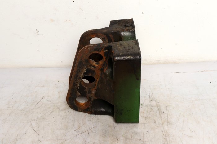 John Deere 6215R Top Link Bracket - Tractors Secondhand Parts