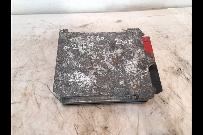 Massey Ferguson 6260 ECU - Tractors Secondhand Parts