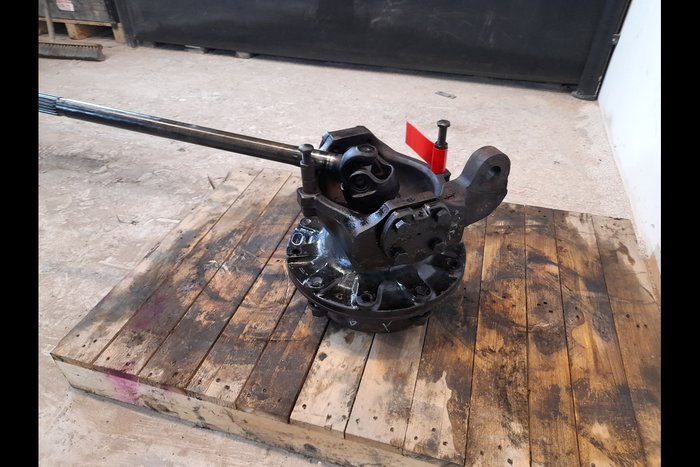 Fiat-Hitachi FB200 RIGHT Rear axle final drive - Construction equipment