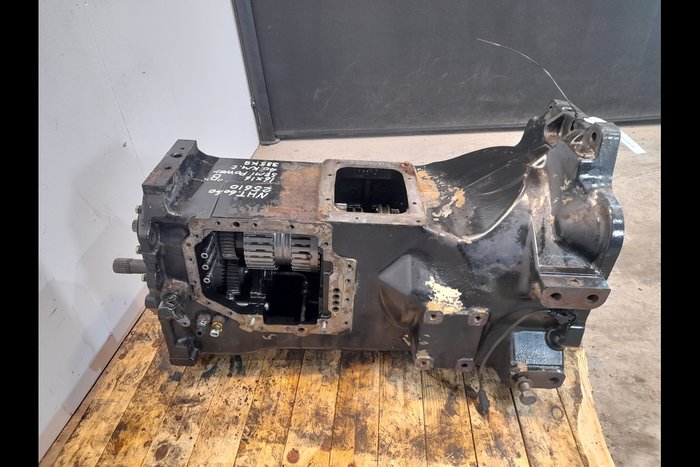 New Holland T6040 Transmission - Tractors Secondhand Parts