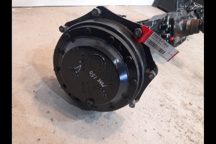 Case Maxxum 150 Disassembled front axle - Tractors Secondhand Parts