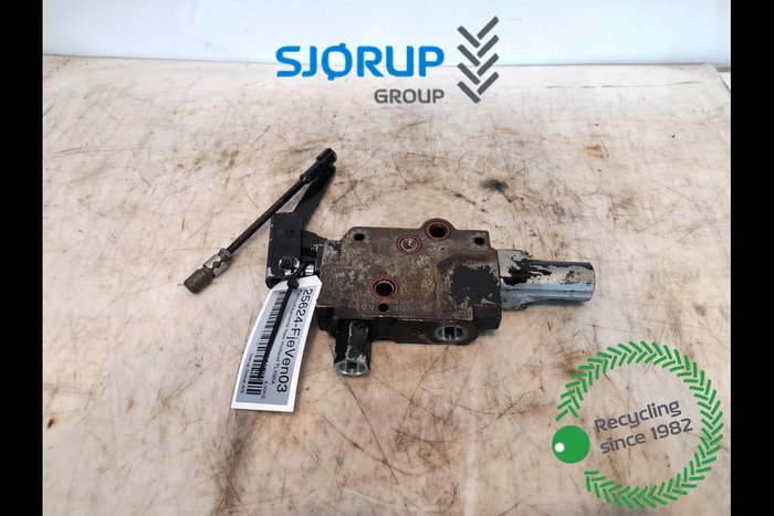 Zusatzsteuergerät New Holland TL100A - Gebrauchte Ersatzteile für Trakoren