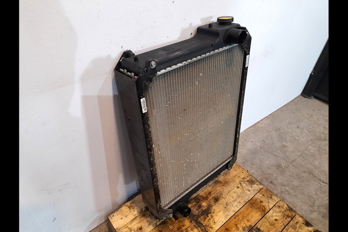 New Holland 8360 Water Radiator - Tractors Secondhand Parts
