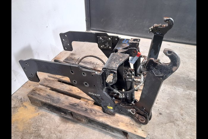 Massey Ferguson 4255 Frontlift - Tractors Secondhand Parts